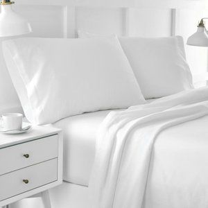 IHG | Bedding | Nwt Pk Of 2 Hotel Ihg 2x 30 White Pillowcase | Poshmark